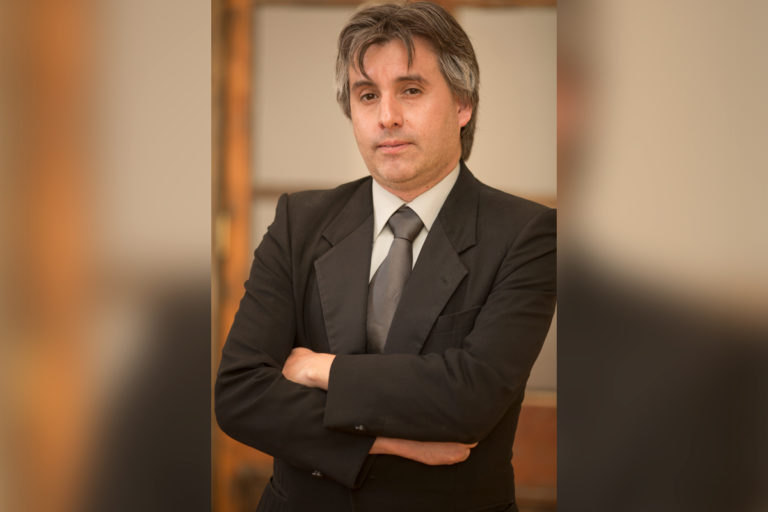 Profesor de la UBO realiza importante investigación junto al premio ...