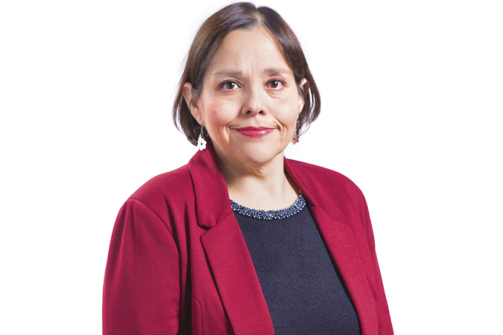 [Entrevista] Verónica Barraza: “¿Qué es mejor, comprarle un teléfono o ...